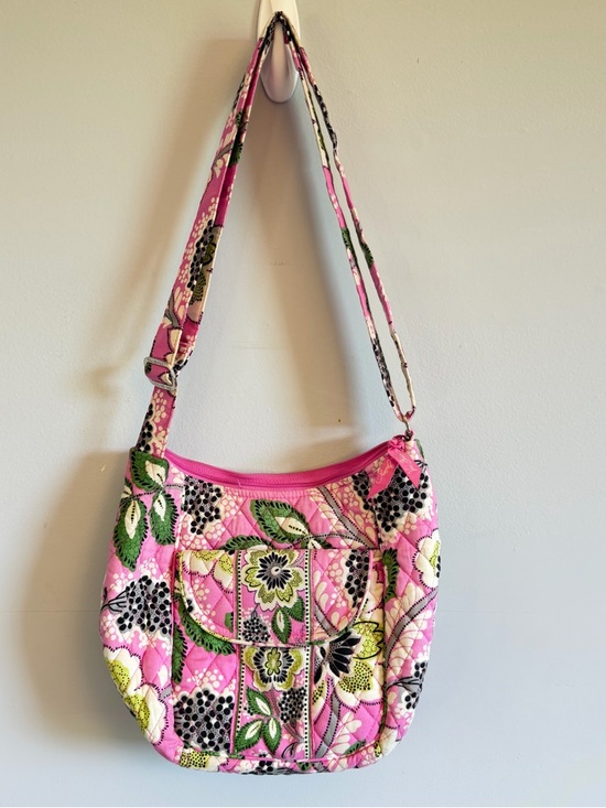 Vera Bradley | Bags | Vera Bradley Pink Floral Quilted Shoulder Bag ...